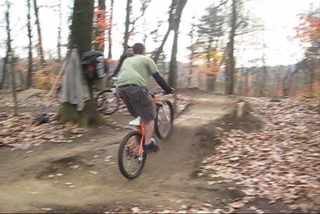 Pump & Jump Track - Dallas - Mountain Biking Videos - Vital MTB