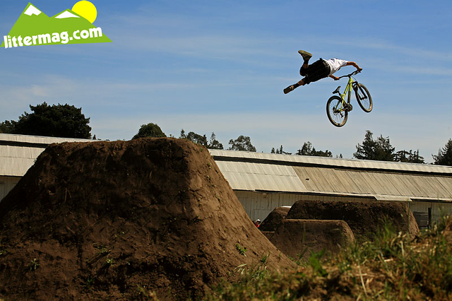 2009 Post Office Jump Jam - Mountain Biking Videos - Vital MTB